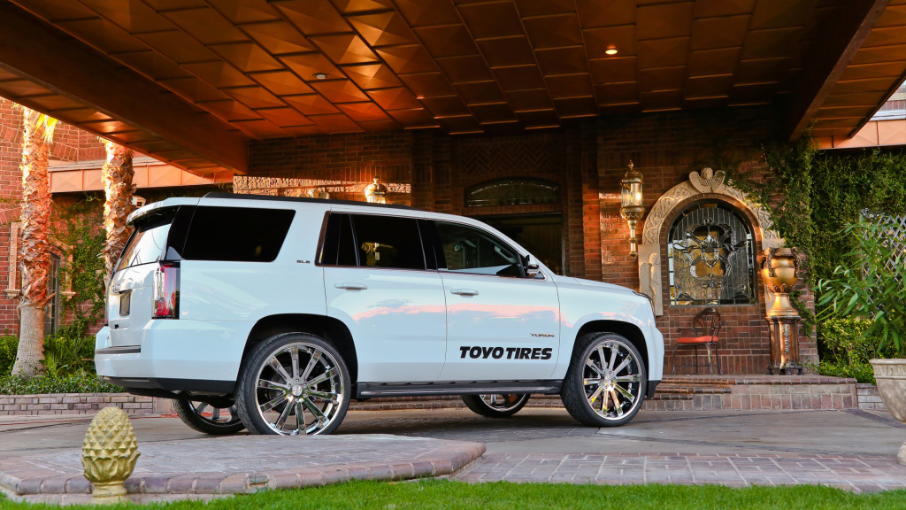 2015 GMC Yukon Denali – HH10 | Heavy Hitter Wheels